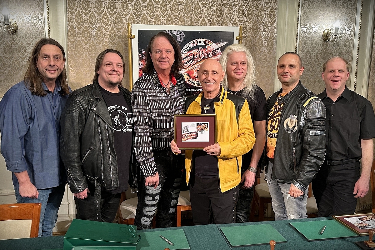 Bélyegblokkon az 50 éves Edda Művek - Rockinform Magazin